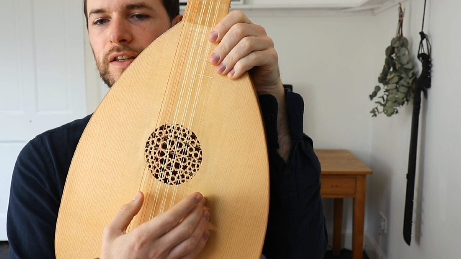 Lute Tutor